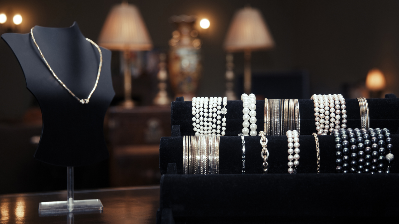 12 Luxury Brands Like Messika for Exquisite Jewelry